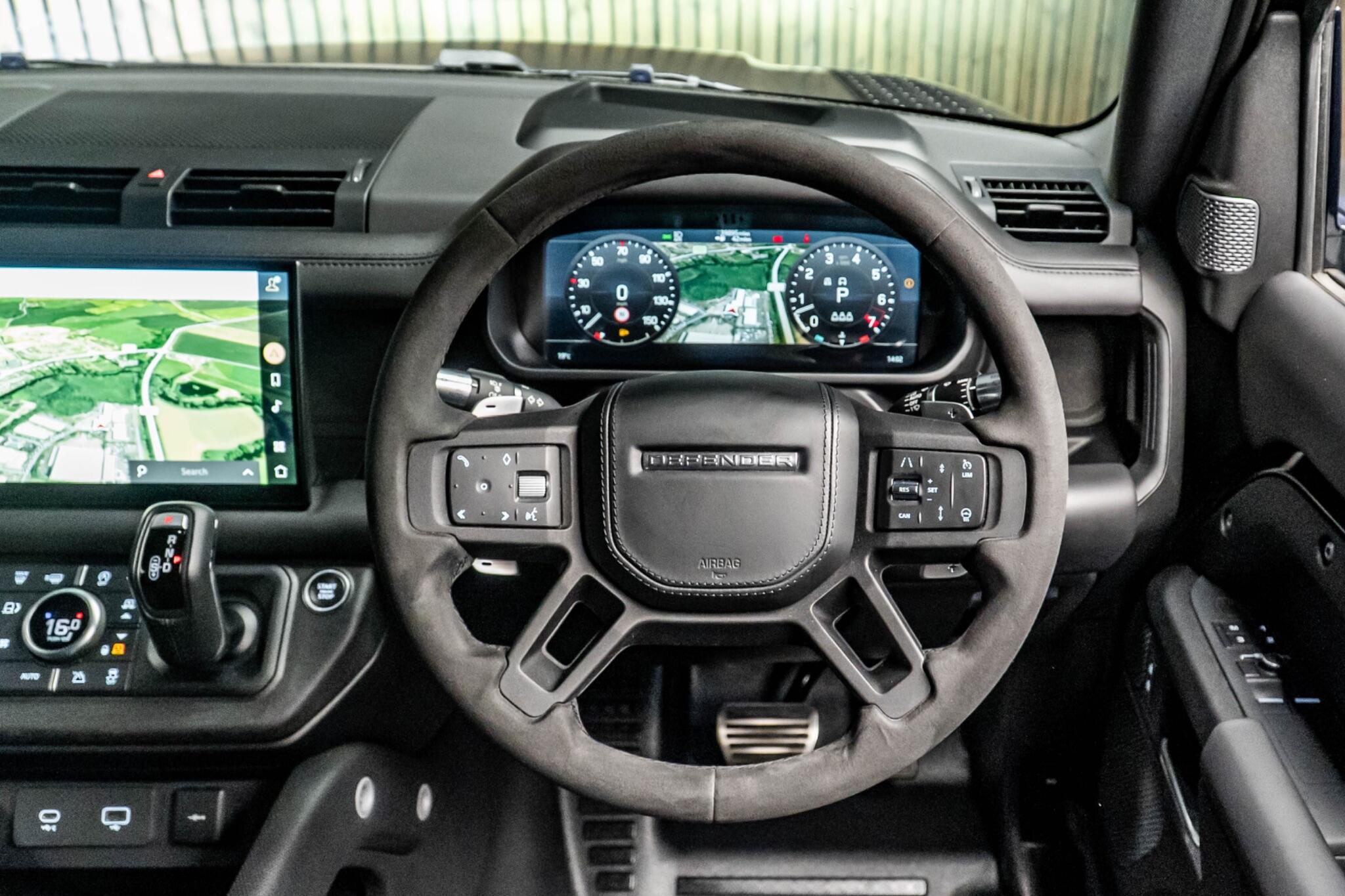 2021 Land Rover Defender 90 5.0 P525 V8 Auto 4WD Euro 6 (s/s) 3dr £ ...