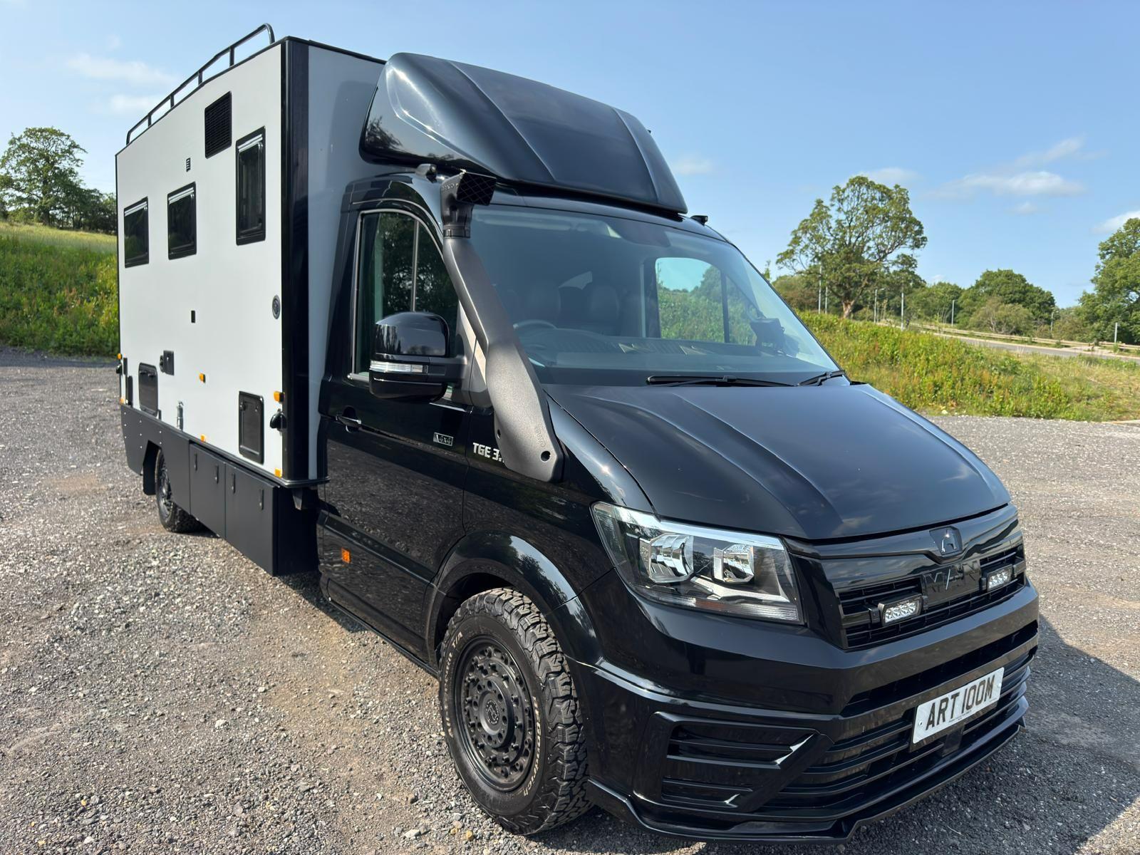 Vehicle Showroom | Commercial Vehicle Dealership | Steadplan