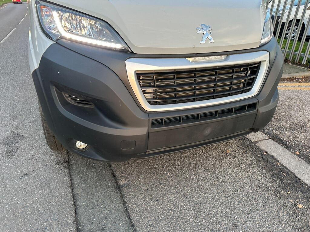 Used Peugeot Boxer Panel Van 2.2 Bluehdi 335 Professional Manual L2 H2 Euro 6 (S/s) 5dr in ...