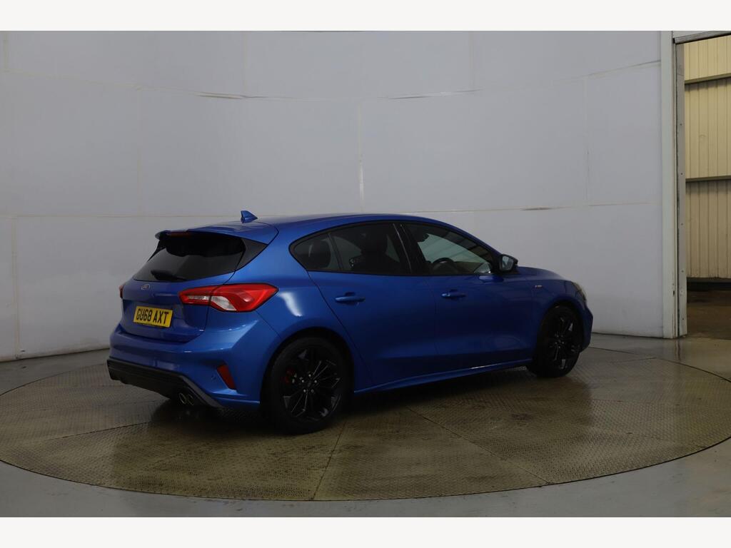 Used Ford Focus Hatchback 1.5t Ecoboost St-line X Euro 6 (S/s) 5dr in ...