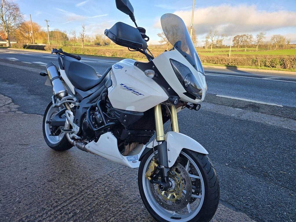 Used Triumph Tiger 1050 Adventure 1050 in Kibworth, Leicester ...