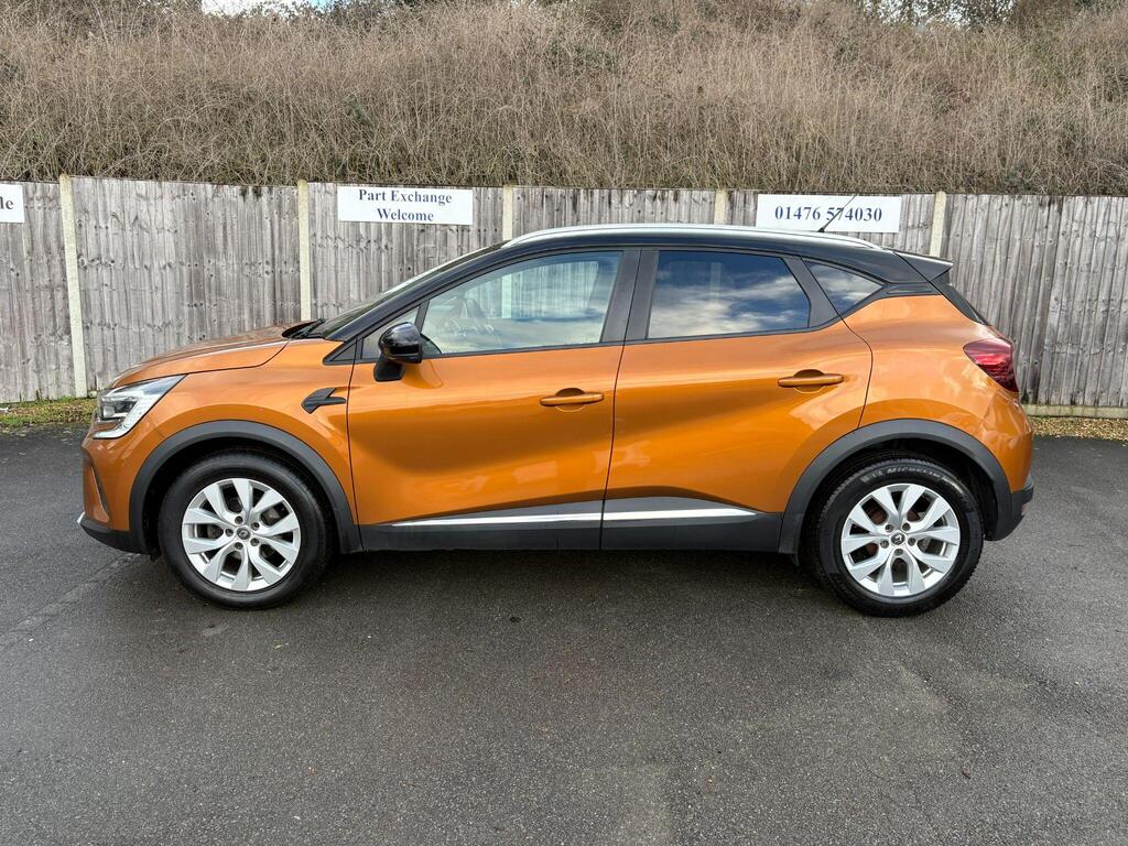 Used Renault Captur Suv 1.5 Blue Dci Iconic Euro 6 (S/s) 5dr in ...