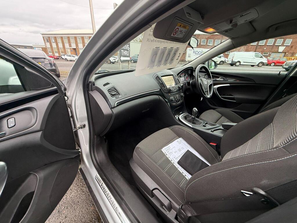 Used Vauxhall Insignia Hatchback 1.4i Turbo Sri Nav Euro 6 (S/s) 5dr in Glasgow, Renfrewshire ...