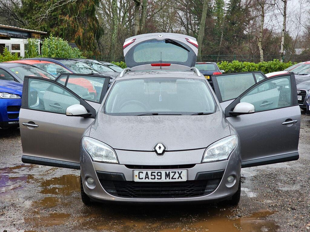 Used Renault Megane Estate 1.6 16v I-music Sport Tourer Euro 5 5dr in ...