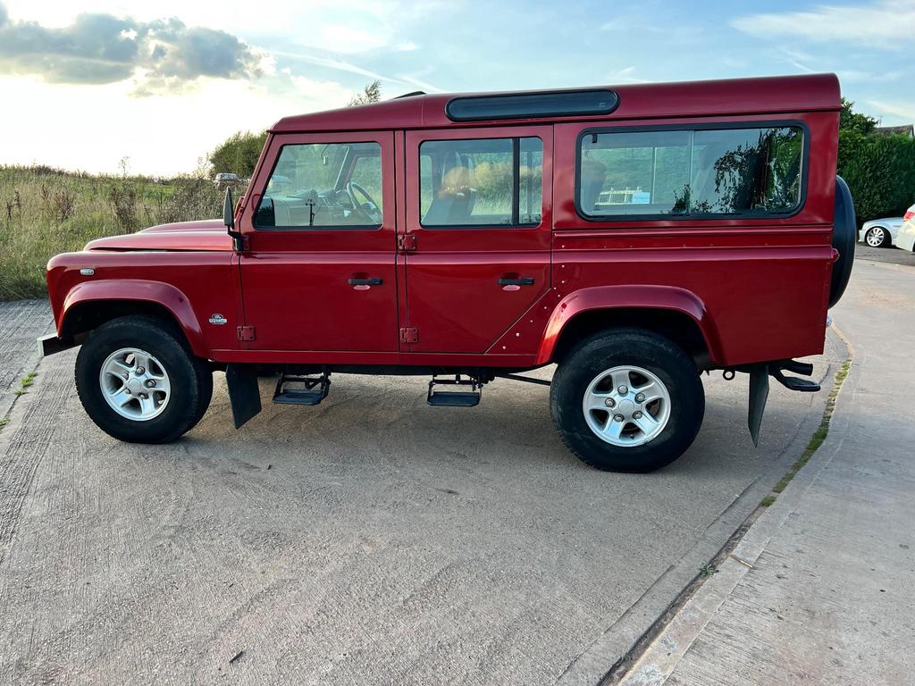 Used Land Rover Defender 110 Suv 2 4 Tdci County Station Wagon 4wd Euro