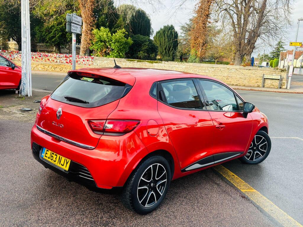 Used Renault Clio Hatchback 1.2 16v Dynamique Medianav Euro 5 5dr in ...