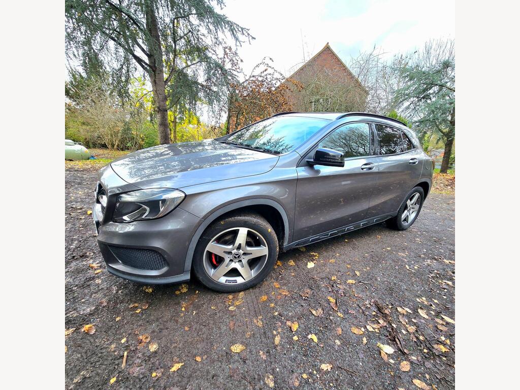 Used Mercedes-benz Gla Suv 2.1 Gla220d Amg Line 7g-dct 4matic Euro 6 (S ...