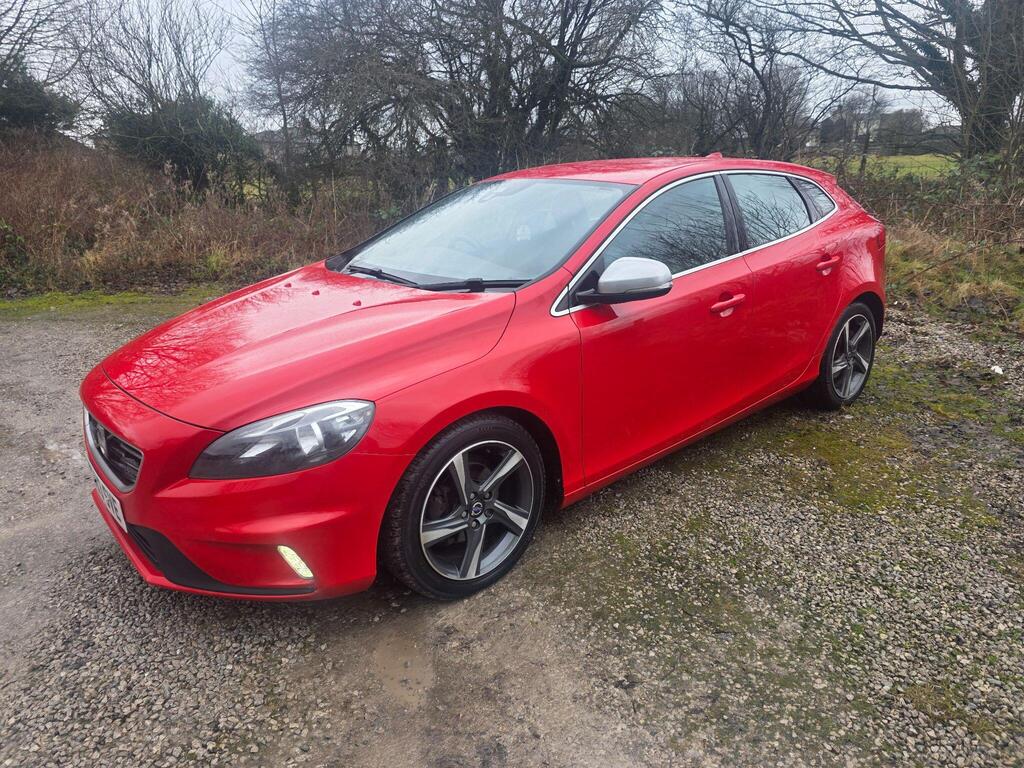 Used Volvo V40 Hatchback 1.6 D2 R-design Euro 5 (S/s) 5dr in ...