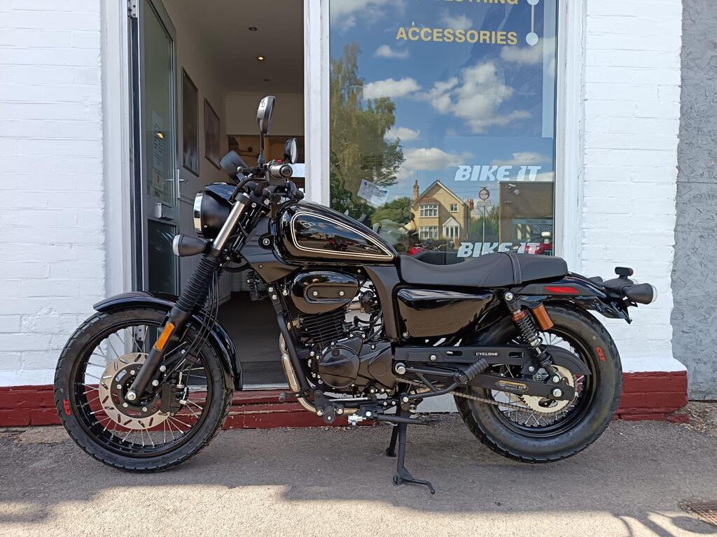 Used Lexmoto R66+ Custom Cruiser 125 Euro 5 in Farnborough, Hampshire ...