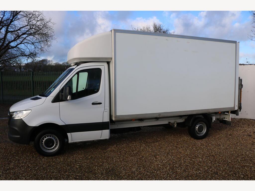 Used Mercedes-benz Sprinter Chassis Cab Luton / Tail Lift 316cdi L3 Rwd ...