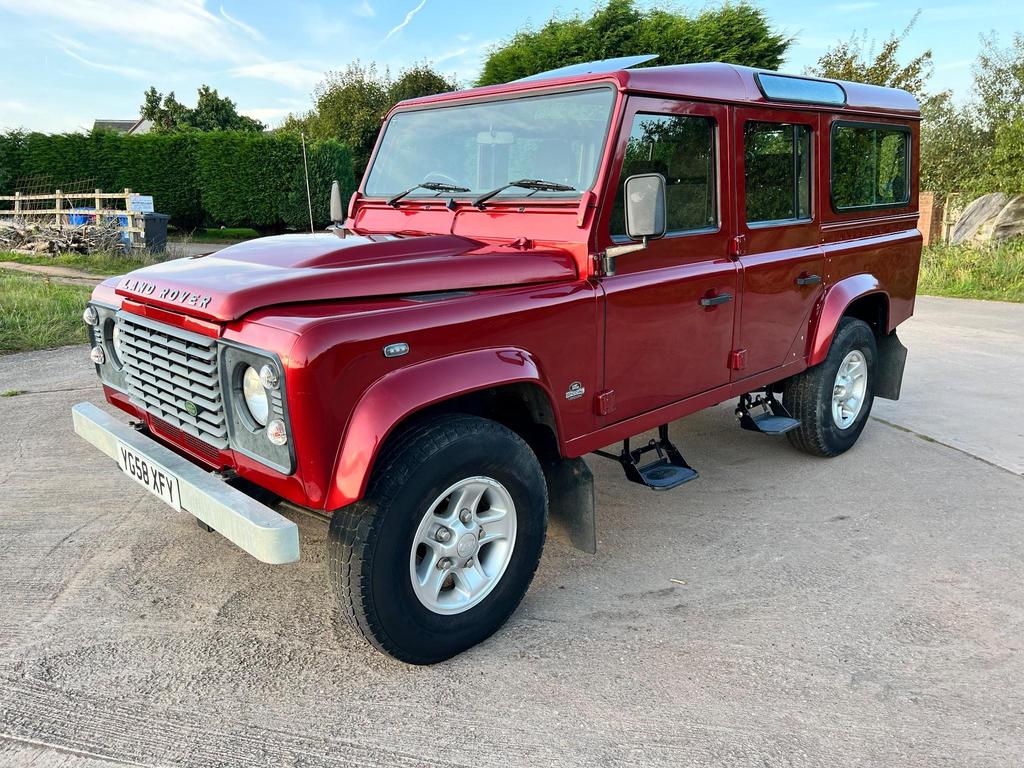 Used Land Rover Defender 110 Suv 2 4 Tdci County Station Wagon 4wd Euro