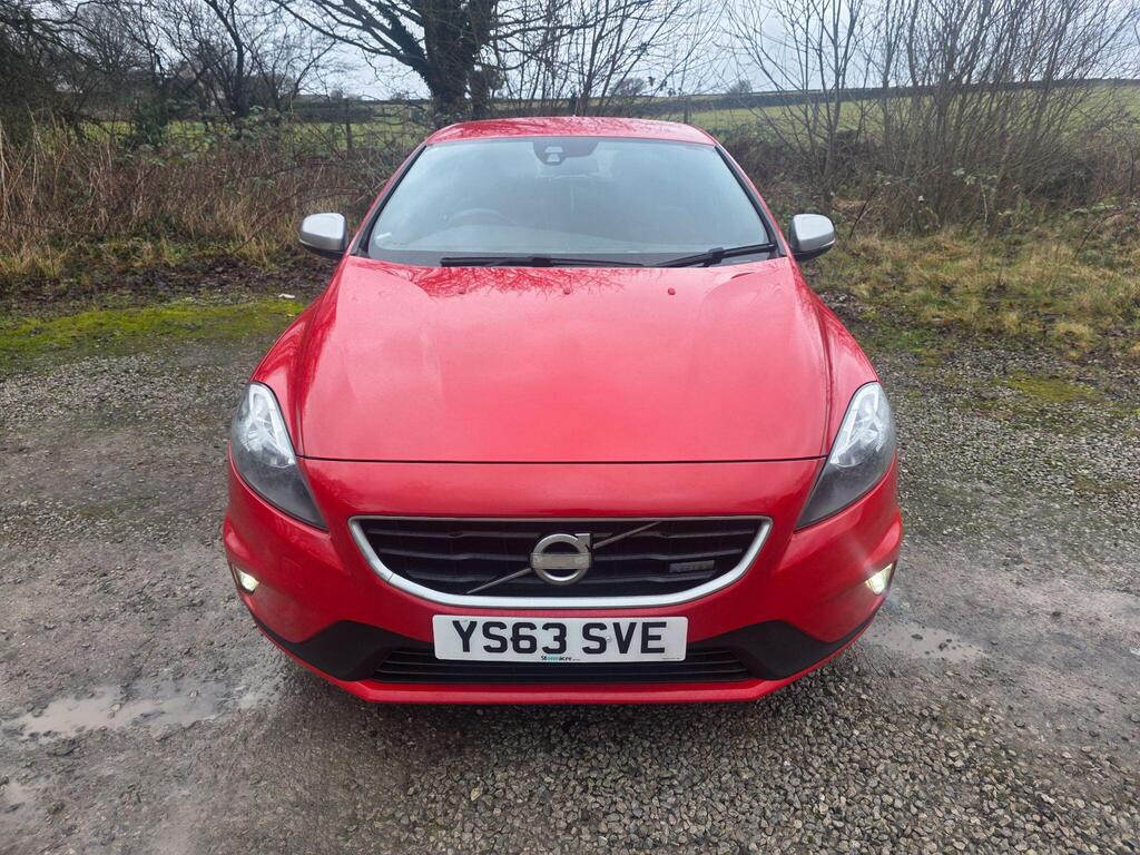 Used Volvo V40 Hatchback 1.6 D2 R-design Euro 5 (S/s) 5dr in ...