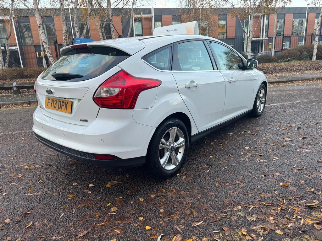 Used Ford Focus Hatchback 1.0t Ecoboost Zetec Euro 5 (S/s) 5dr in ...