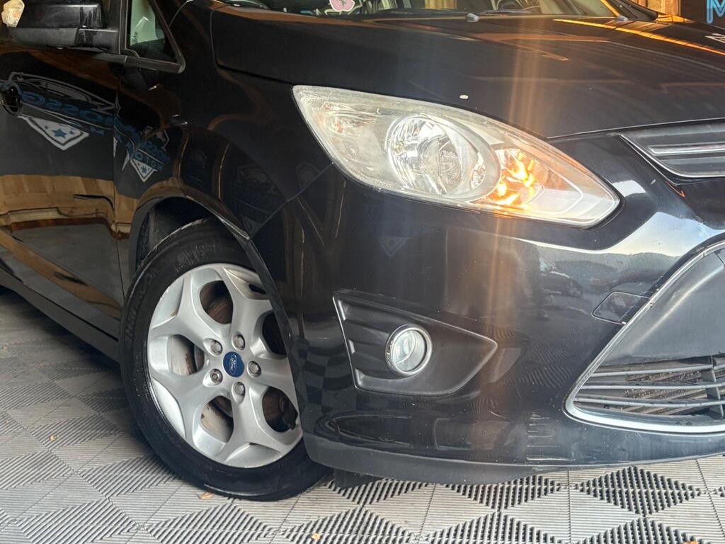 Used Ford Grand C-max Mpv 2.0 Tdci Zetec Powershift Euro 5 5dr in ...