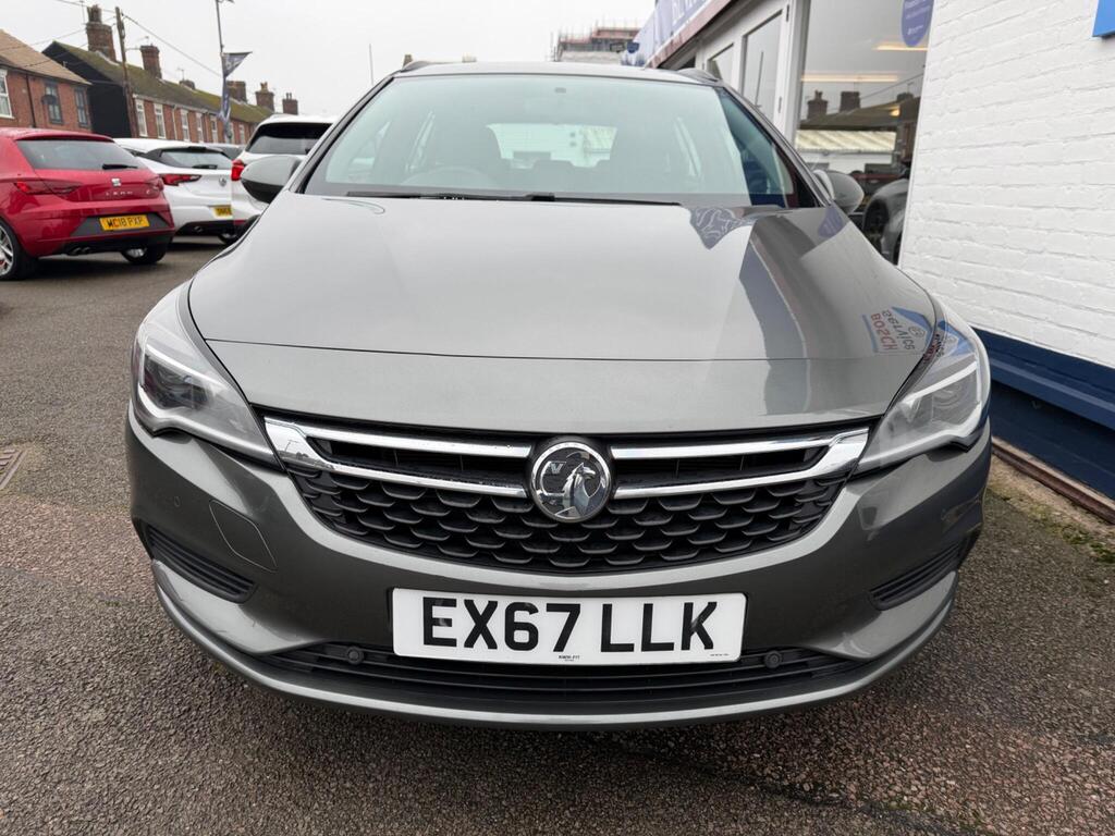 Used Vauxhall Astra Estate 1.6 Cdti Design Sports Tourer Auto Euro 6 ...