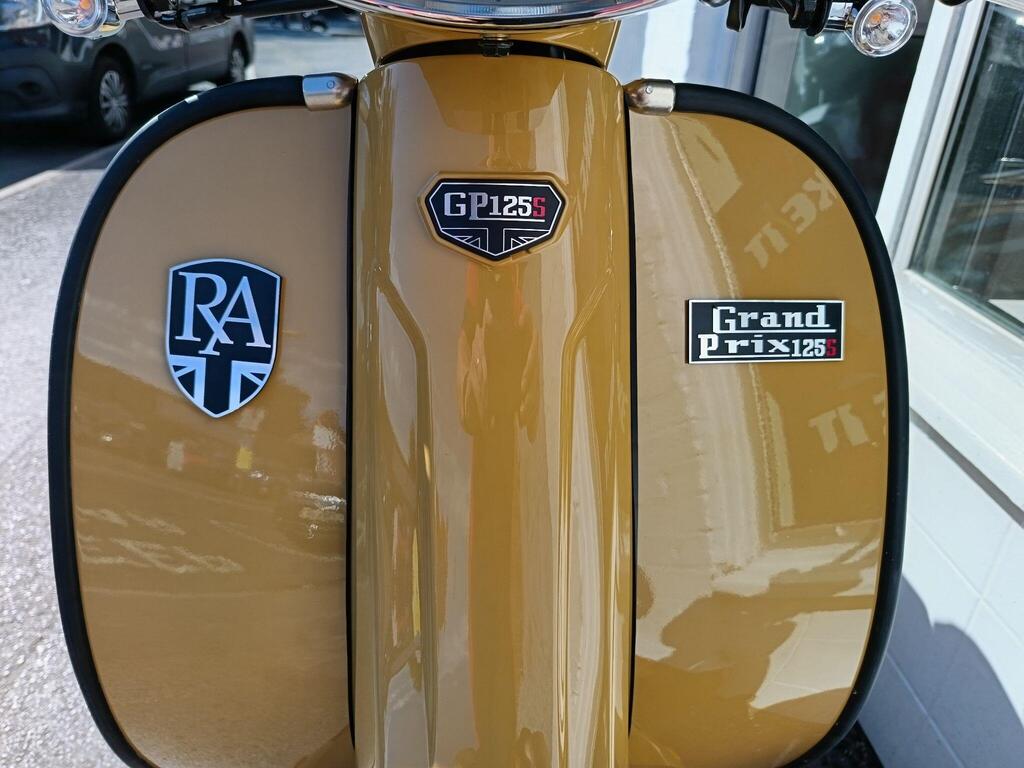 Used Royal Alloy Gp 125 Unlisted 2025 Gp 125 Lc Mt in Farnborough ...