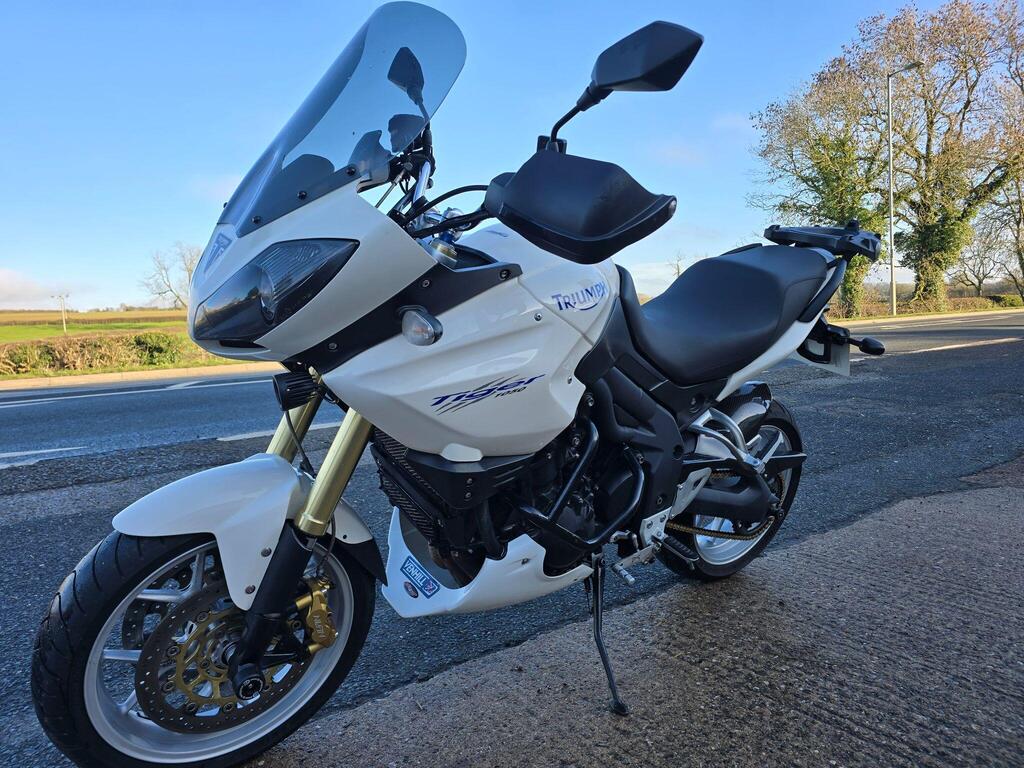 Used Triumph Tiger 1050 Adventure 1050 in Kibworth, Leicester ...