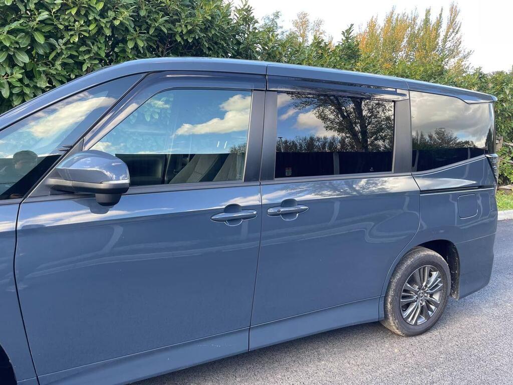 Used Toyota Voxy Mpv 1.8 Hybrid Auto 7 Seaters in Egham, Surrey | Japanese Used Car Limited