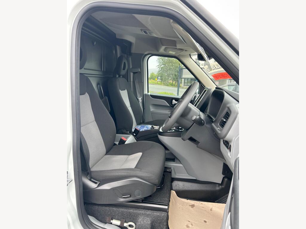 Used Levc Vn5 Panel Van 31kwh City Auto Euro 6 5dr (Range Extender) in ...