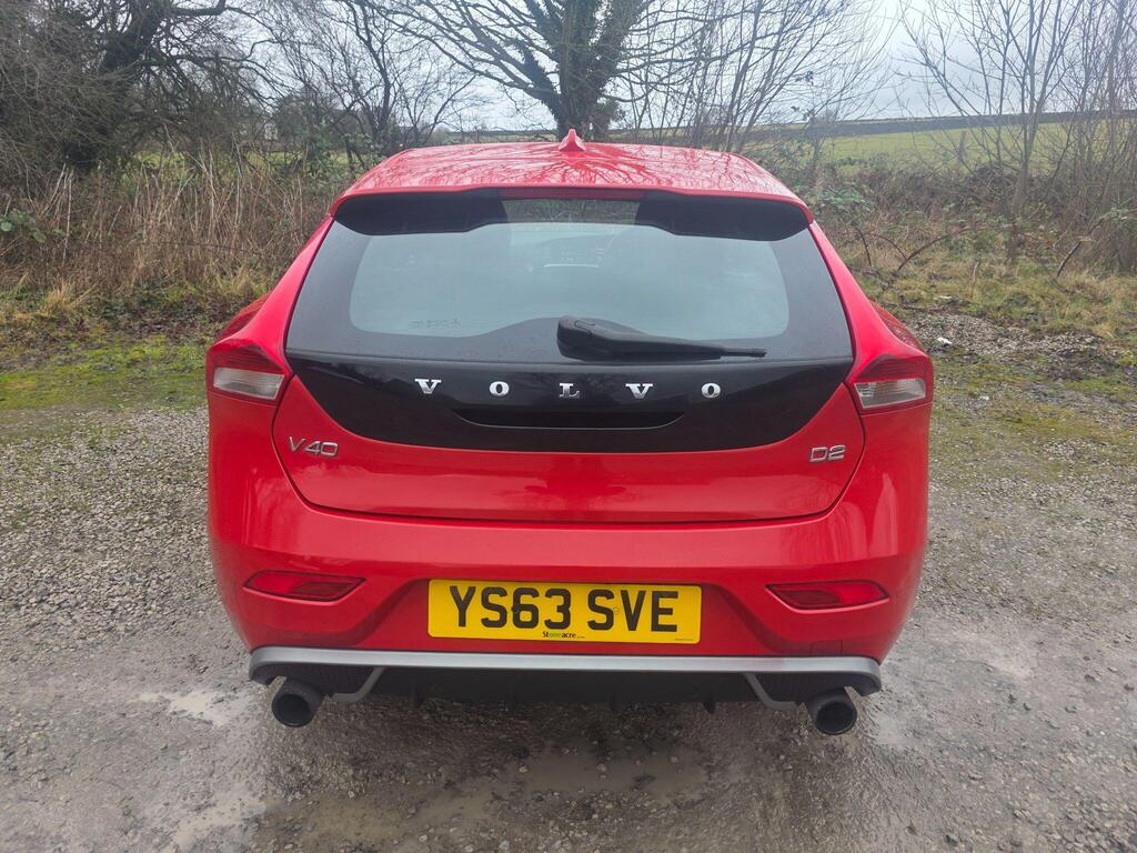 Used Volvo V40 Hatchback 1.6 D2 R-design Euro 5 (S/s) 5dr in ...