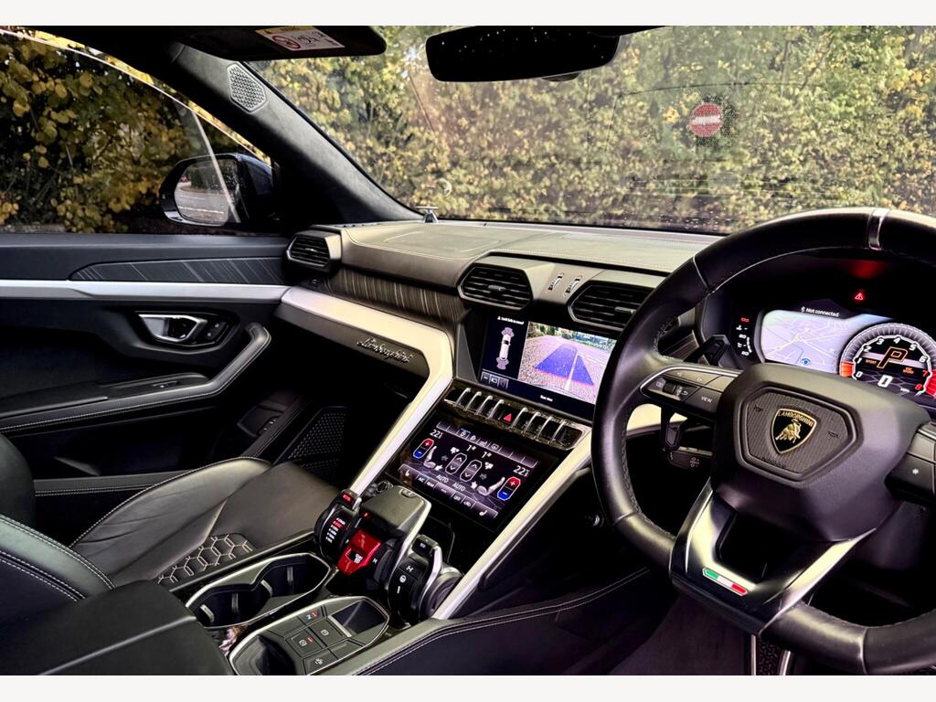 Used Lamborghini Urus Suv 4.0 V8 Biturbo Auto 4wd Euro 6 5dr in Watford, Hertfordshire | AH ...