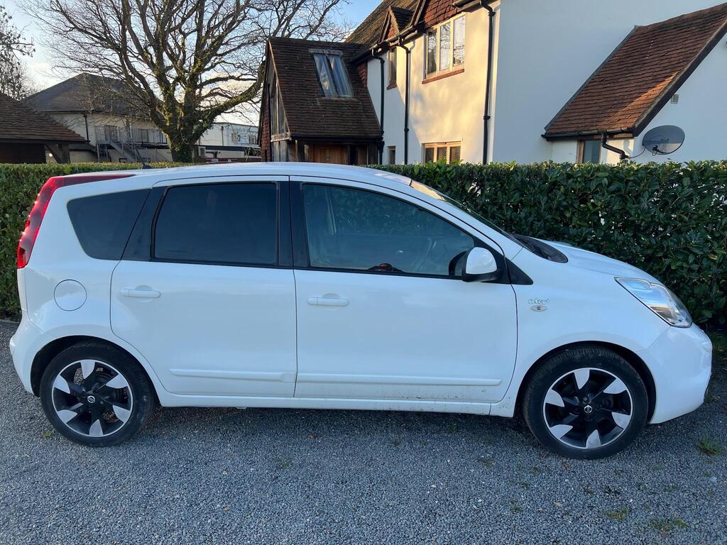 Used Nissan Note Hatchback 1.6 16v N-tec+ Auto Euro 5 5dr in Woking ...