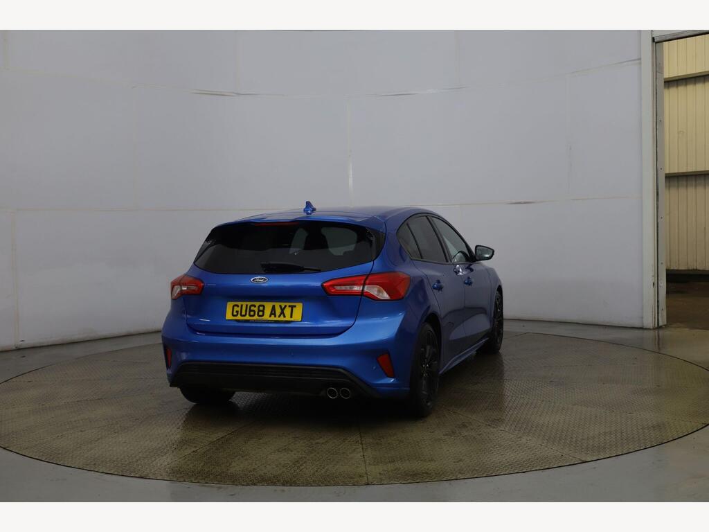Used Ford Focus Hatchback 1.5t Ecoboost St-line X Euro 6 (S/s) 5dr in ...