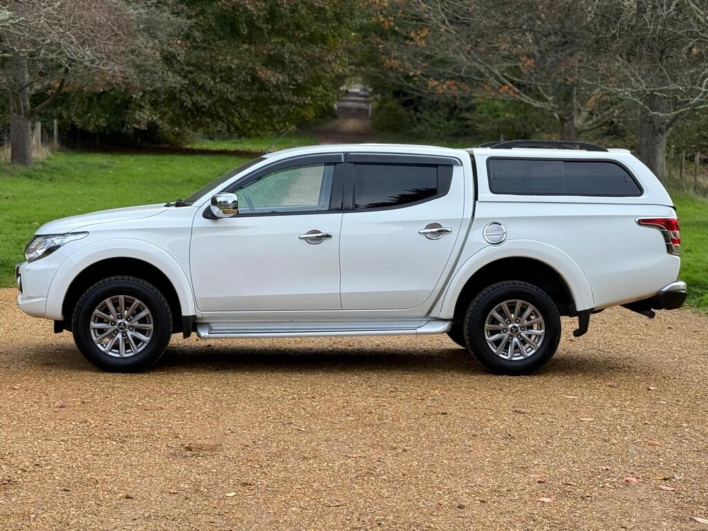 Used Mitsubishi L200 Pickup 2.4 Di-d Dc Barbarian 4wd Euro 6 4dr in ...