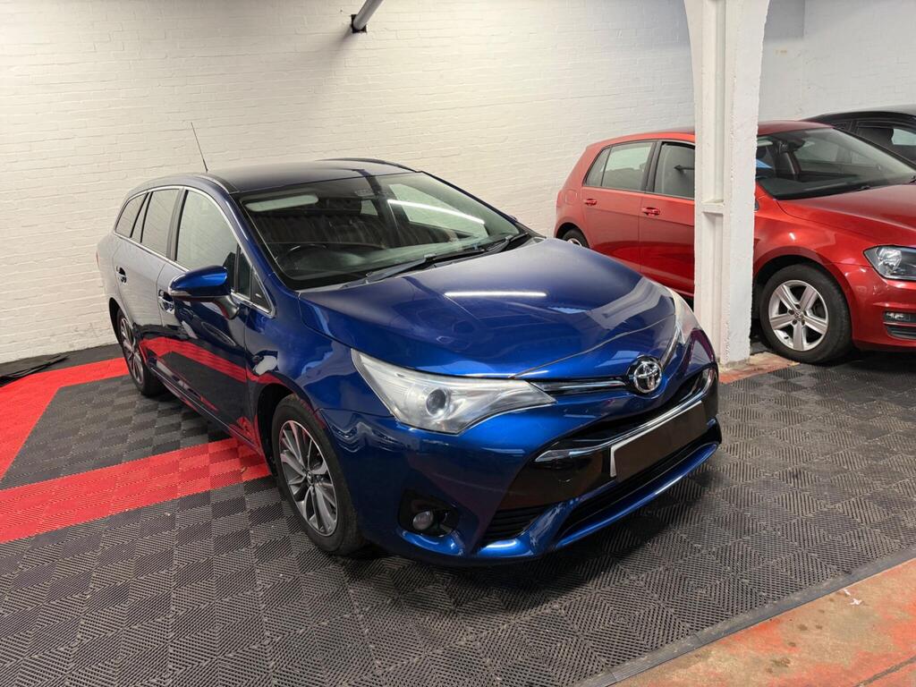 Used Toyota Avensis Estate 2.0 D-4d Excel Touring Sports Euro 6 (S/s ...