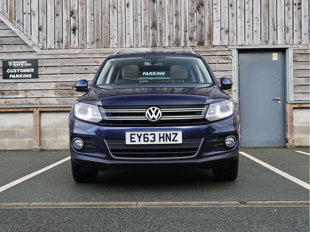 Used Volkswagen Tiguan Suv 2.0 Tdi Bluemotion Tech Se Dsg 4wd Euro 5 (S ...