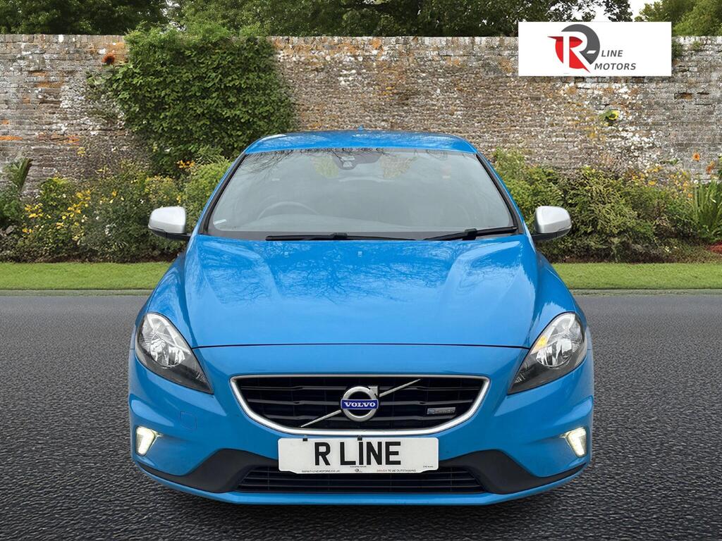 Used Volvo V40 Hatchback 1.6 D2 R-design Euro 5 (S/s) 5dr in Oldham ...