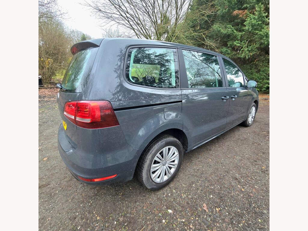 Used Volkswagen Sharan Mpv 2.0 Tdi Bluemotion Tech S Euro 6 (S/s) 5dr ...