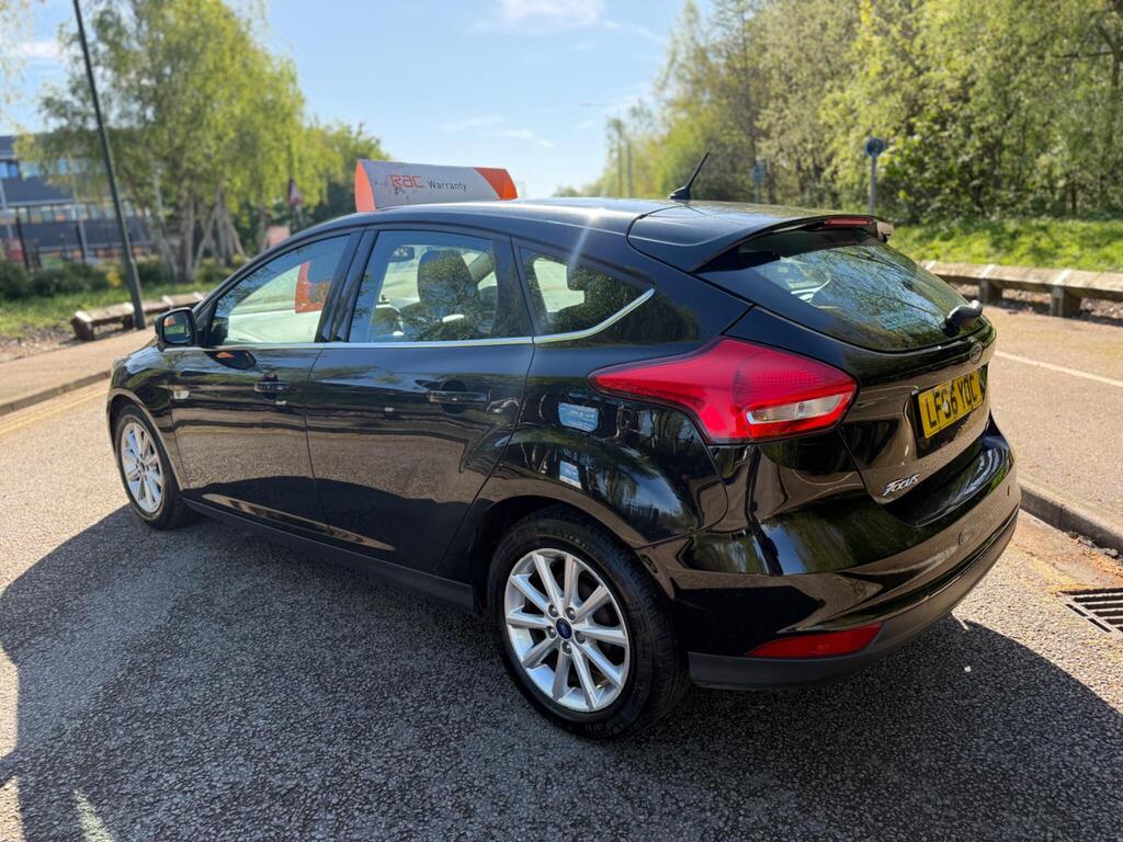 Used Ford Focus Hatchback 1.0t Ecoboost Titanium Euro 6 (S/s) 5dr in ...