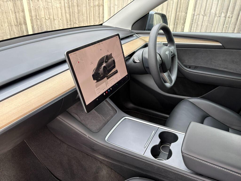 Used Tesla Model Y Suv (Dual Motor) Long Range Auto 4wde 5dr in ...