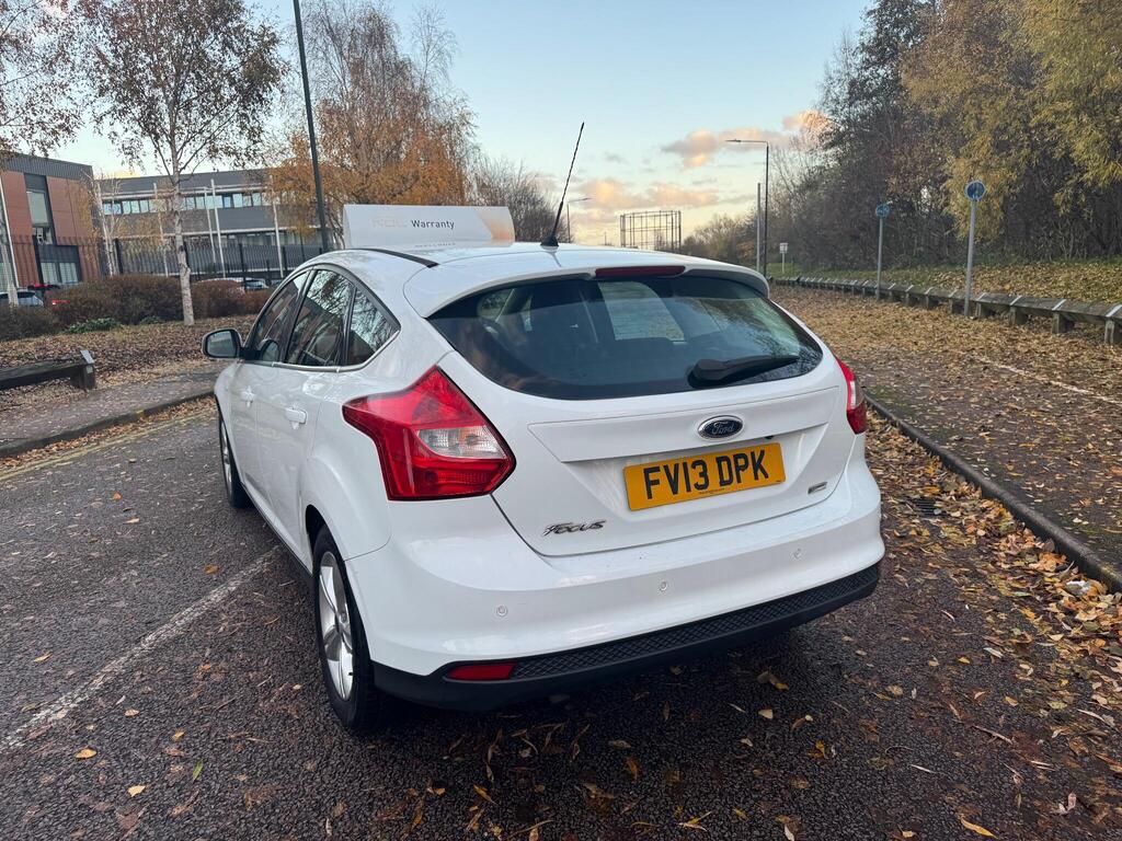 Used Ford Focus Hatchback 1.0t Ecoboost Zetec Euro 5 (S/s) 5dr in ...