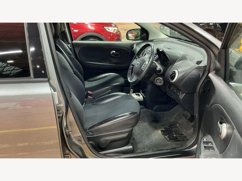 Used Nissan Note Hatchback 1.6 16v Tekna Auto Euro 5 5dr in York, North ...