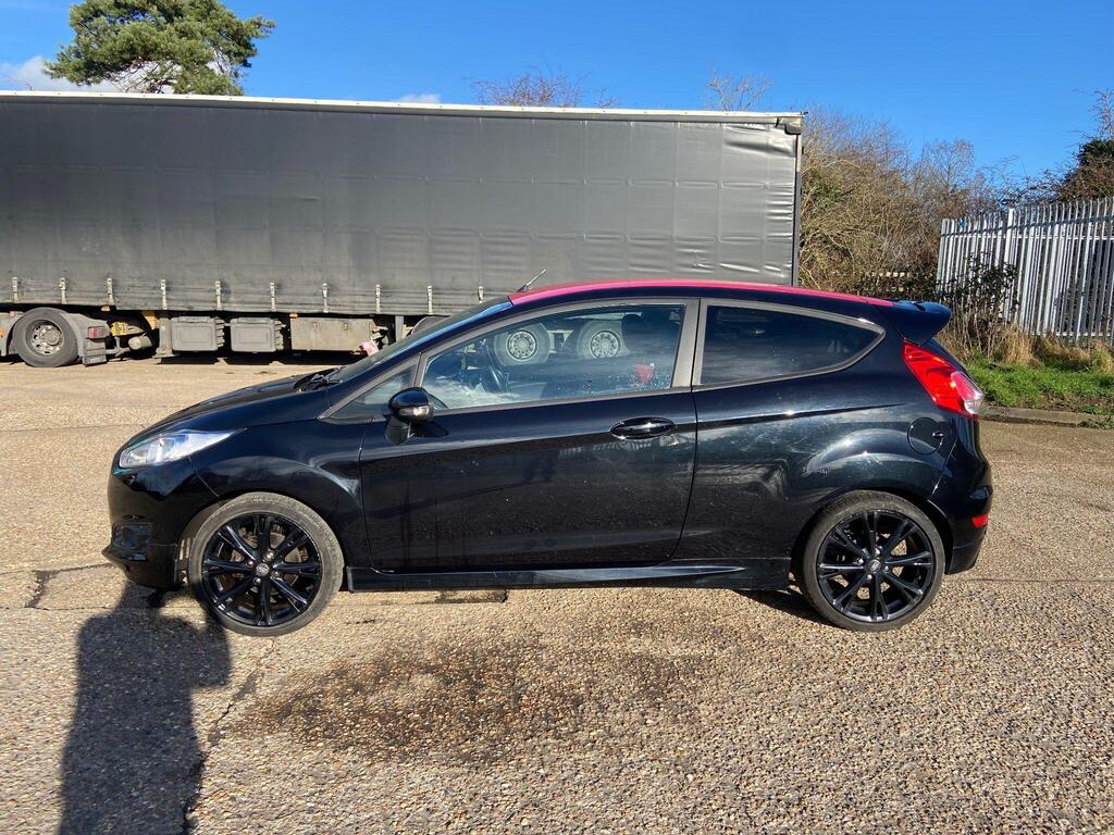 Used Ford Fiesta Hatchback 1.0t Ecoboost Zetec S Black Edition Euro 5 ...