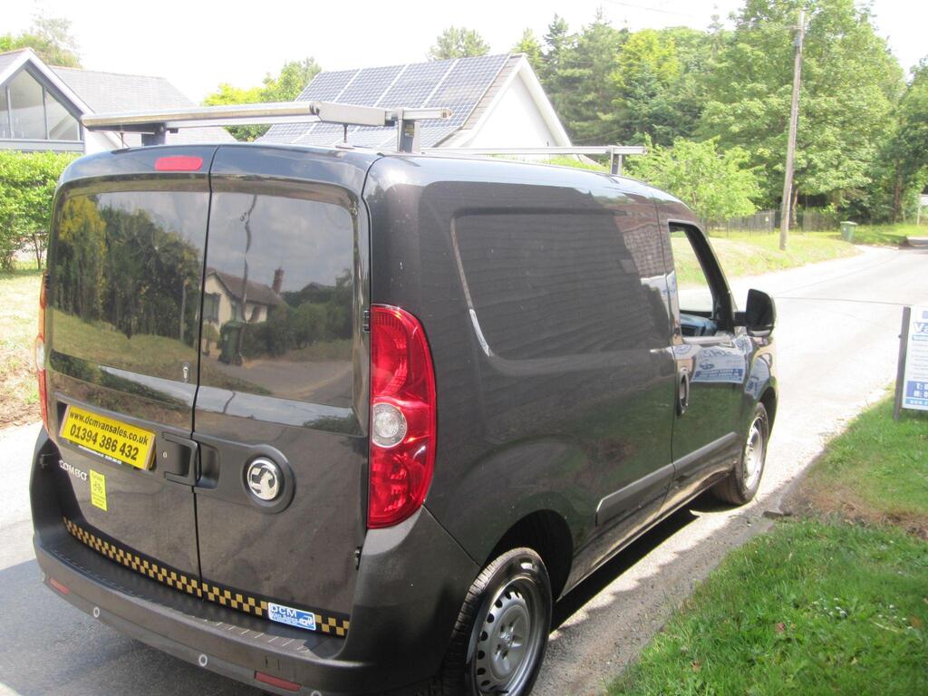 Used Vauxhall Combo Combi Van 1.6 Cdti 2000 16v Fwd L1 H1 3dr in ...