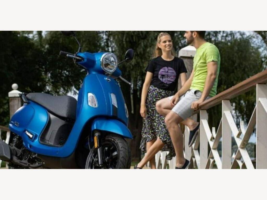 Used Sym Fiddle Scooter 125 Iii 125 Cbs (Euro 5) in Andover, Hampshire ...