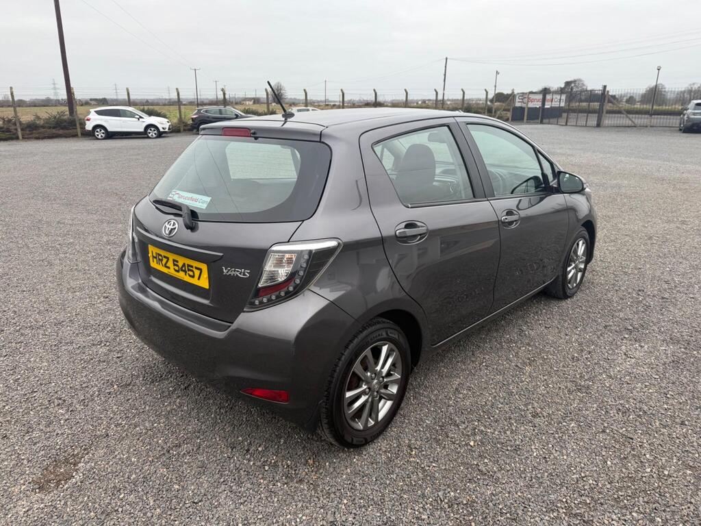 Used Toyota Yaris Hatchback 1.33 Dual Vvt-i Icon Plus Euro 5 5dr in ...