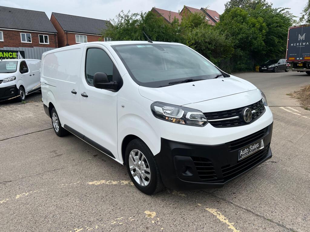 Used Vauxhall Vivaro Panel Van 1.5 Turbo D 2900 Dynamic L2 H1 Euro 6 (S ...