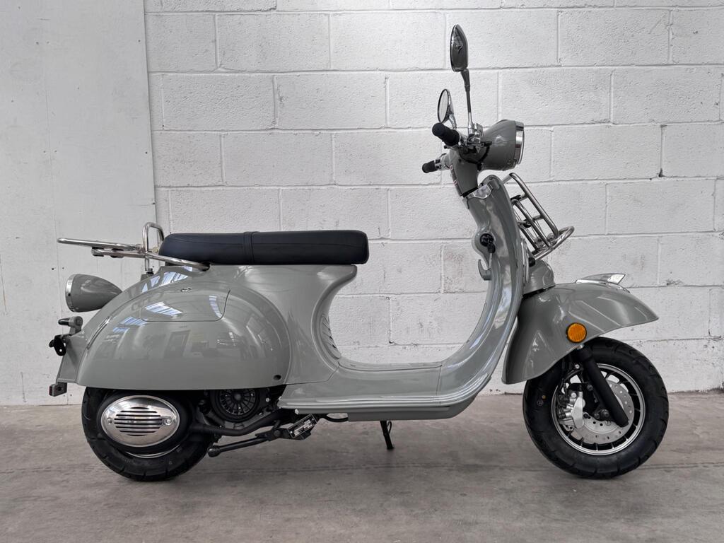 Used Ajs Modena 125 Scooter 125 Cvt Euro 5 in Burnley, Lancashire ...
