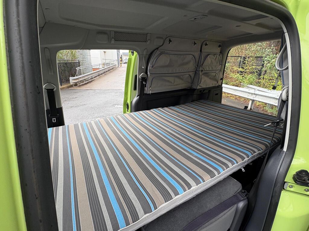 Used Volkswagen Caddy Maxi Camper Camper 2 Berth 5 Seater California ...