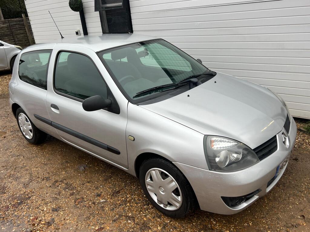 Used Renault Clio Hatchback 1.2 Campus 3dr in Gloucester ...