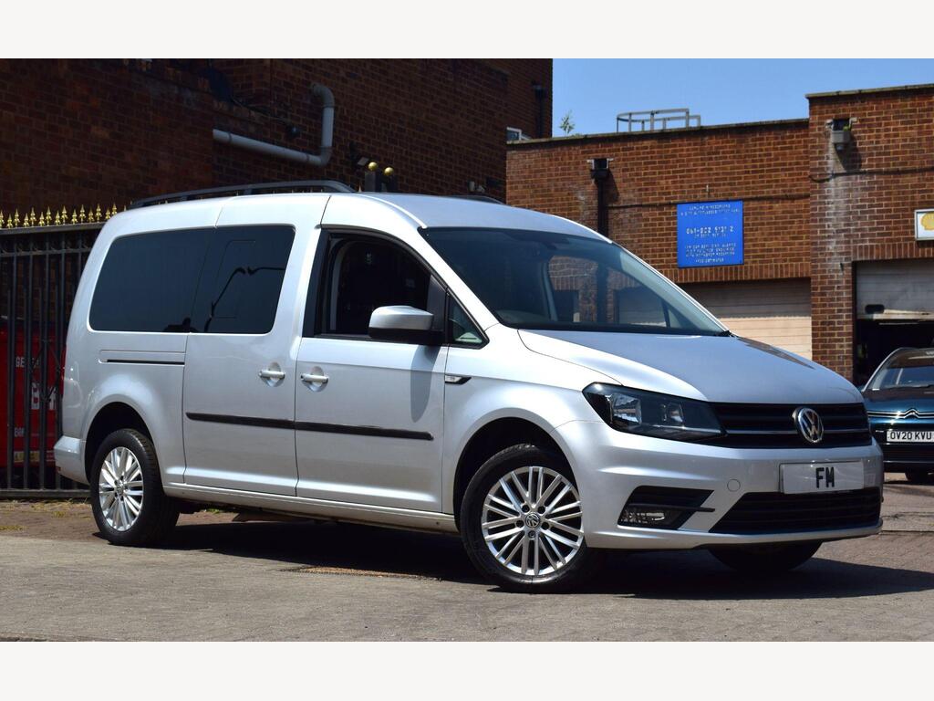 Used Volkswagen Caddy Maxi Life Mpv 2.0 Tdi Bluemotion Tech Dsg Euro 6 (S/s) 5dr in Wembley ...