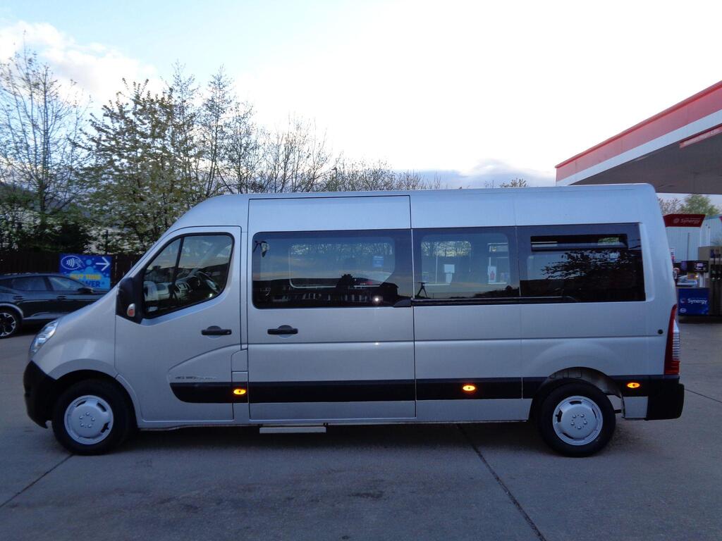 Used Renault Master Minibus 2.3 Dci Energy 39 Business Trabus Lwb ...