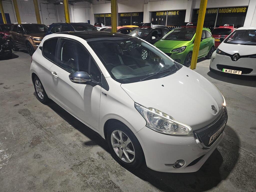Used Peugeot 208 Hatchback 1.2 Vti Style Euro 5 3dr in Pontypridd, Mid ...