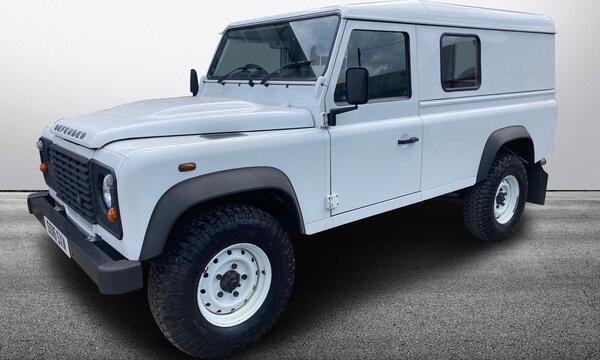 Used Land Rover Defender 110 Vans for sale in Barnsley | AutoTrader Vans
