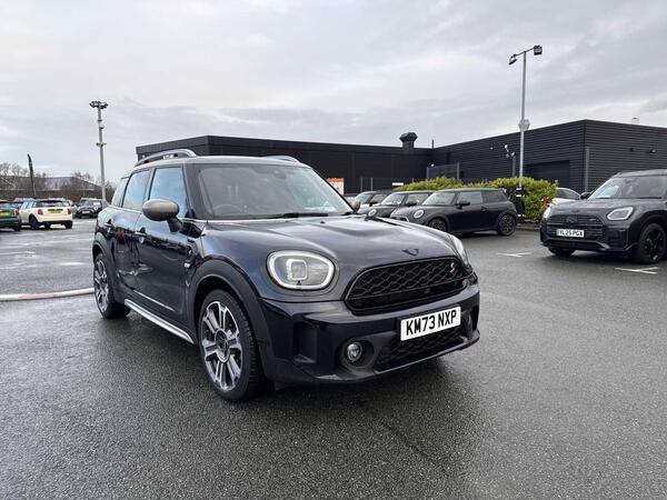 Lookers MINI Stoke-On-Trent | Car dealership in Stoke-On-Trent ...