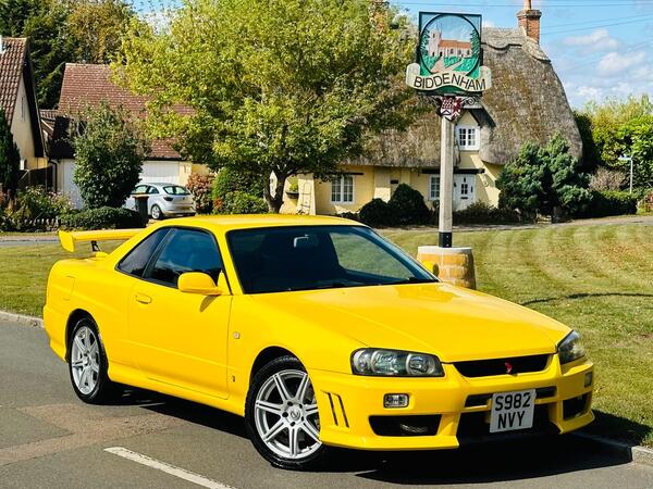 Used Nissan Skyline GT-R Cars For Sale | AutoTrader UK